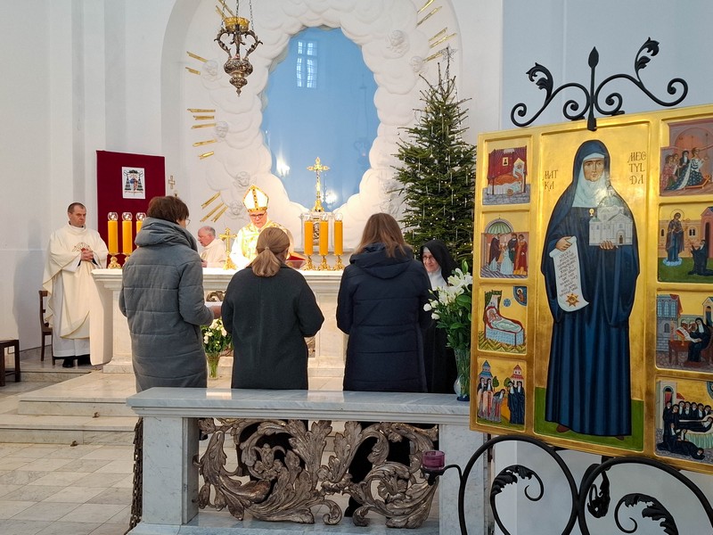 Holy Mass presided over by the Apostolic Nuncio – Benedictine Oblation ...